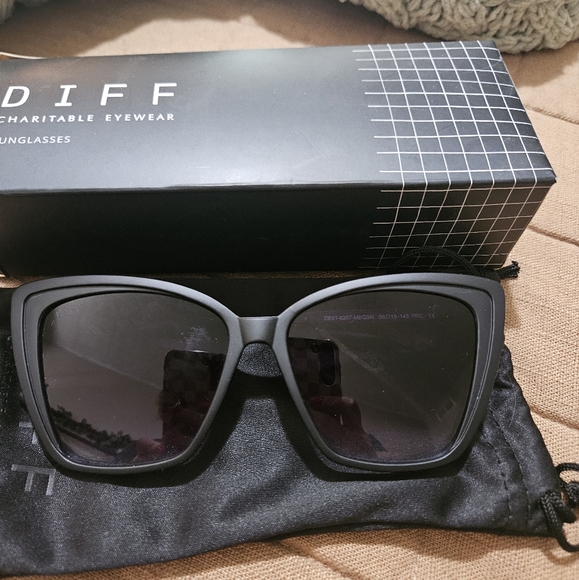 Diff Eyewear | Accessories | Diff Black Sunglasses | Poshmark